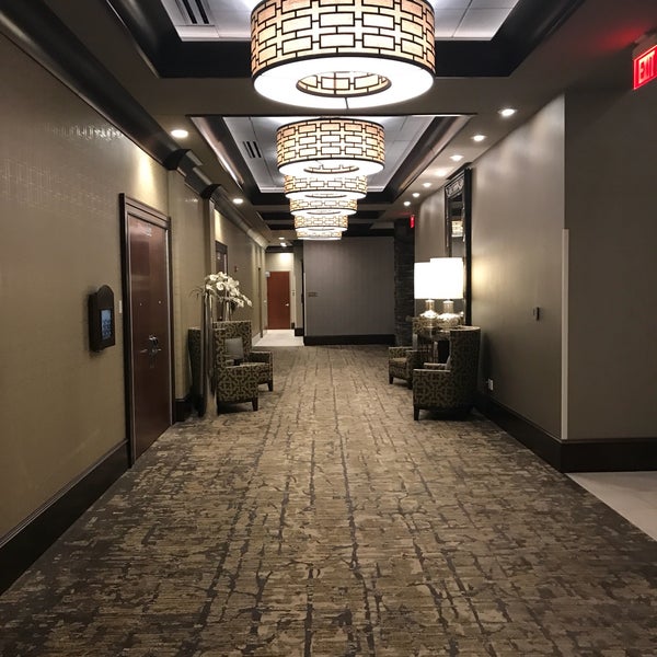 Diamond Club Grille - Restaurant