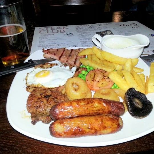 The Bollin Fee (Wetherspoon) - 4 tips from 210 visitors