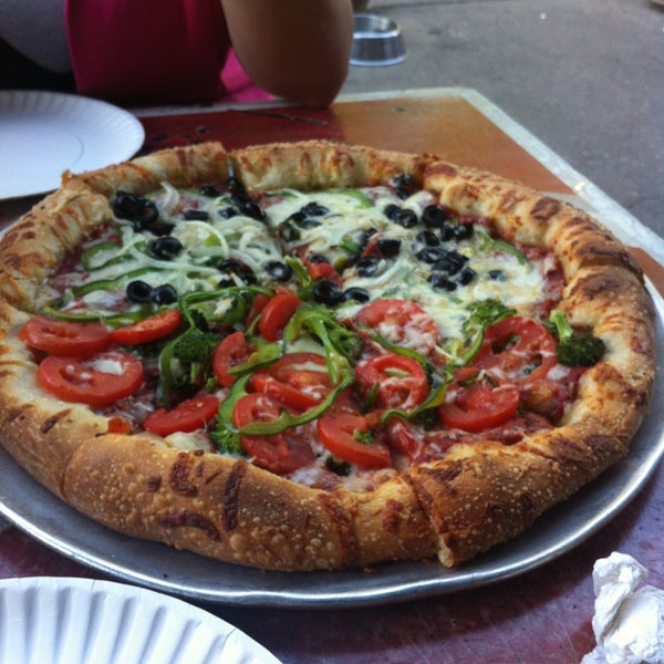 Lilly's Pizza - Pizzeria in Raleigh