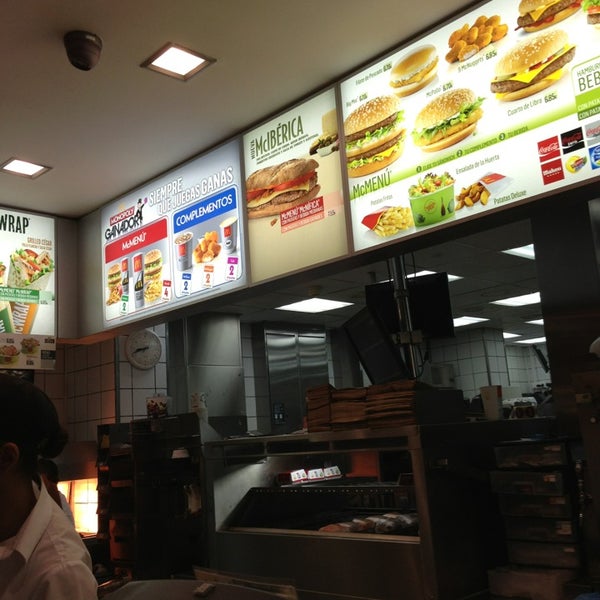 McDonald's - Fast Food Restaurant