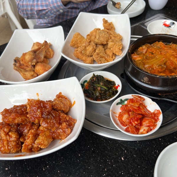 치킨하우스 Chicken House - Mont Kiara - Solaris Mont Kiara, Kuala Lumpur