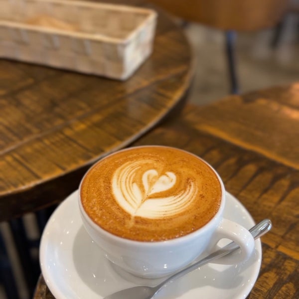 BROS. Cafe - Coffee Shop