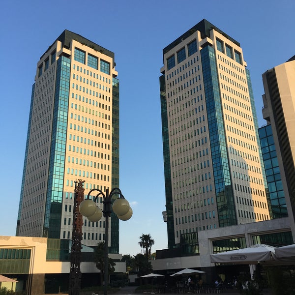 Quartiere Torri Bianche - Office in Vimercate