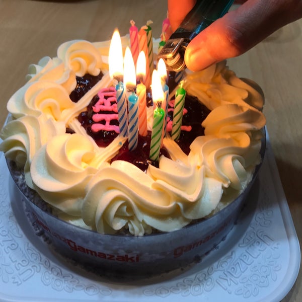 iberry Café (ไอเบอร์รี่ คาเฟ่) - ในตึกเมืองไทยภัทร