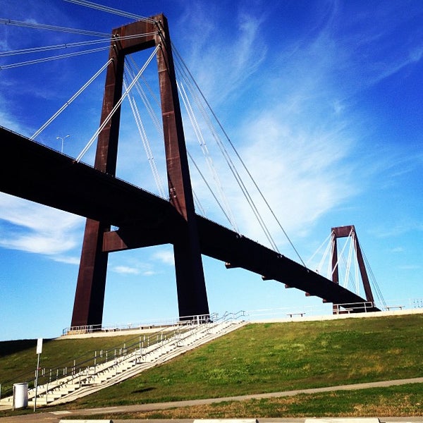 Hale Boggs Bridge - Bridge