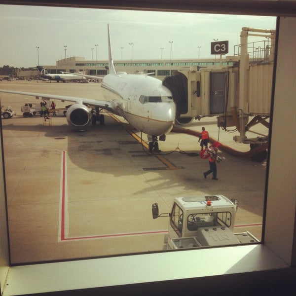 Gate C3 - 2 tips from 538 visitors