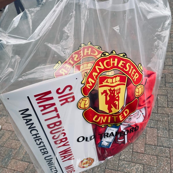Photos at Manchester United Megastore - Souvenir Store