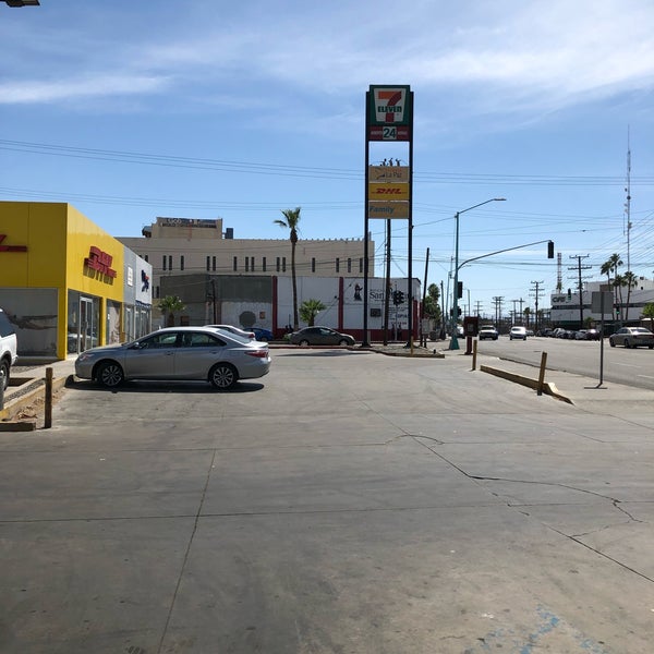 Plaza Centro Civico - Mexicali, Baja California