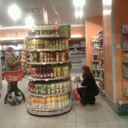 Carrefour Market - Supermarket in Paris