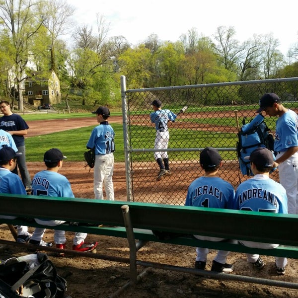 Hyatt Field - Park in Scarsdale