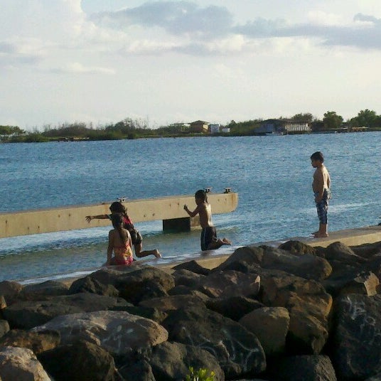 Sand Island Boat Launch - Kalihi - Palama - Honolulu, HI