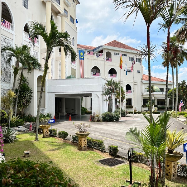 Institut Latihan Kehakiman & Perundangan (ILKAP) - Government Building