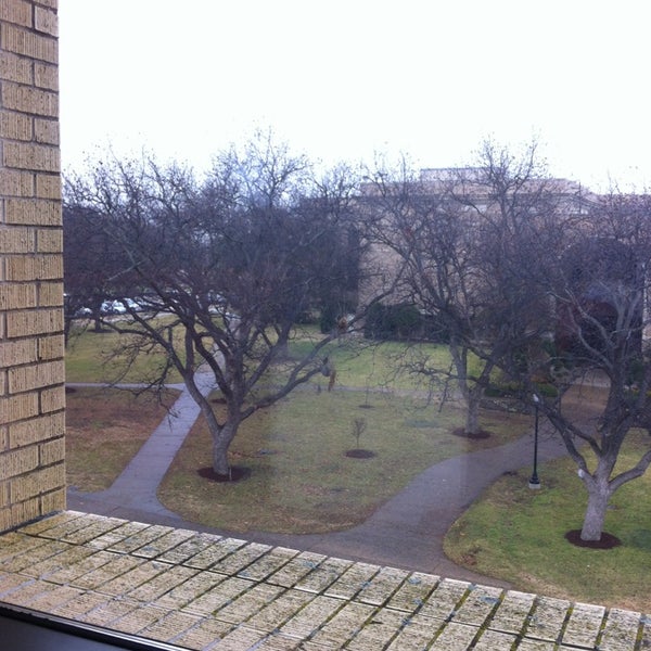 Roberts Library, Southwestern Baptist Theological Seminary - College ...