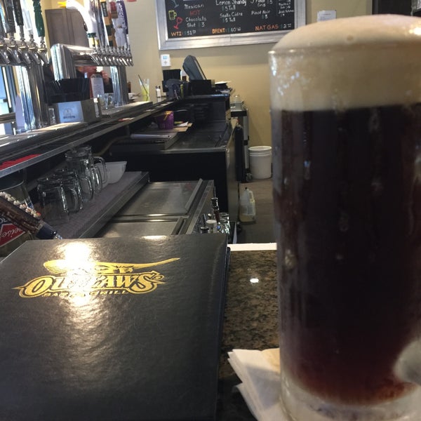 Outlaws' Bar & Grill - 1319 9th Ave W