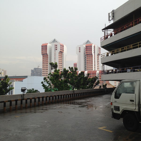 Sim Lim Tower Carpark - Parking in Singapore