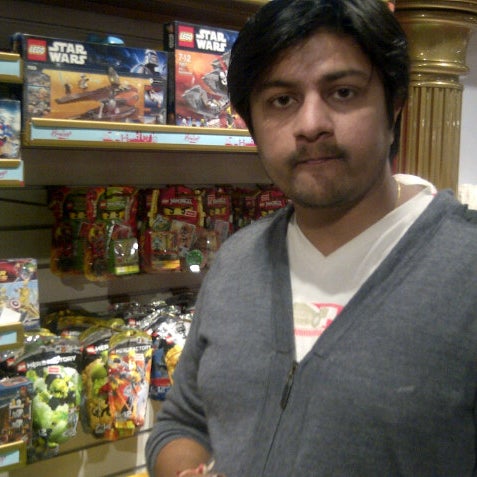 Hamleys - Toy / Game Store