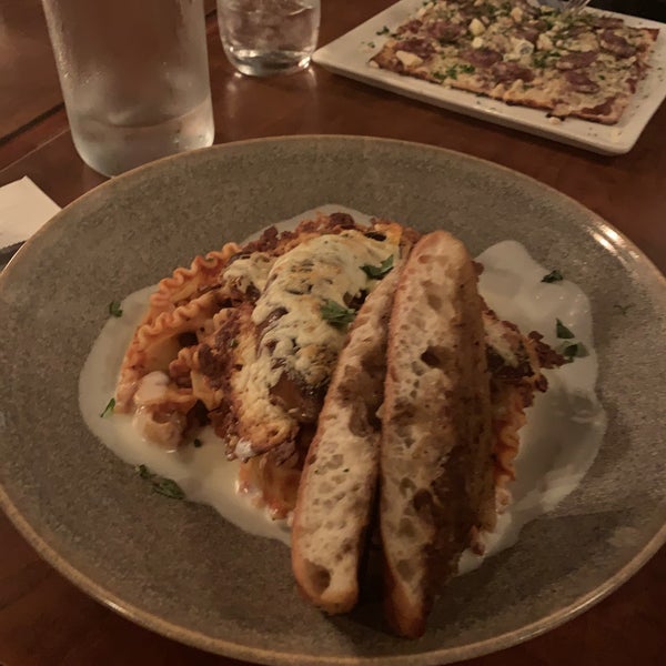 La Piazzetta Magog - 399 Rue Principale Ouest