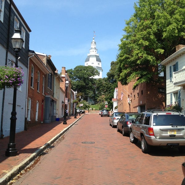 Easy Street Gallery - Art Gallery in Annapolis