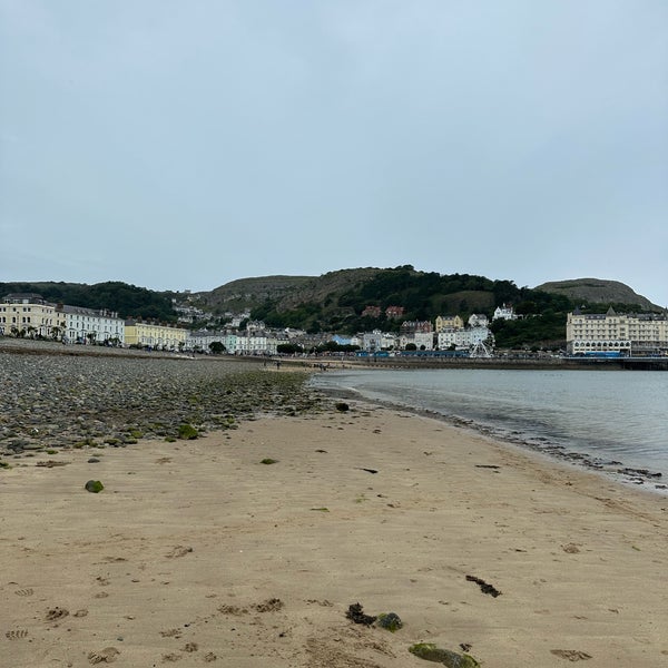 Llandudno Beach - Beach in Llandudno