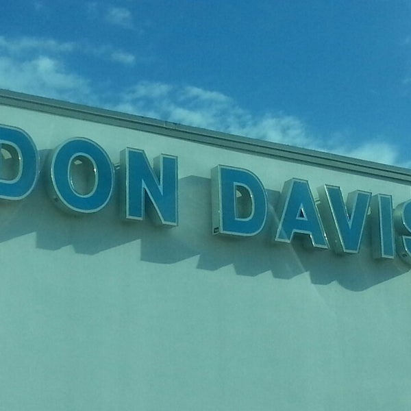 Don Davis Ford Lincoln - Car Dealership