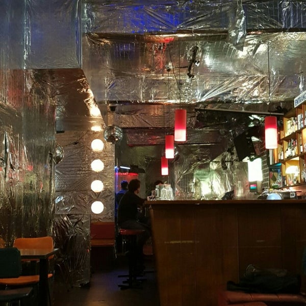 Troika Bar - Bar in Melbourne