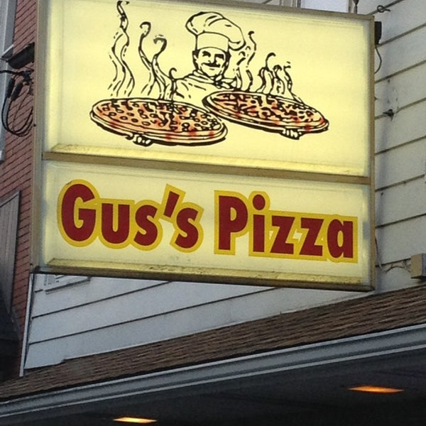 Gus's Pizza - Lewistown, PA