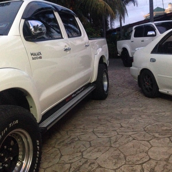 Masjid Tun Ahmadshah Kg.inanam Laut - Inanam, Sabah