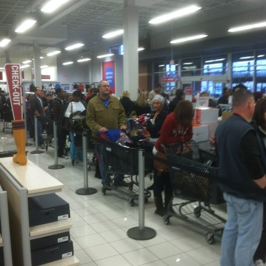 Burlington - Department Store in Castleton