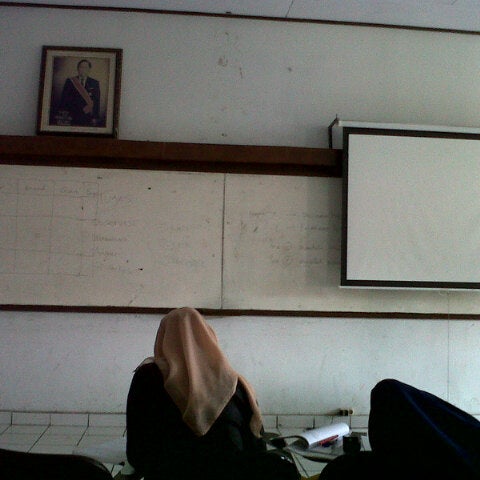 FKIP Universitas Pakuan Bogor - University