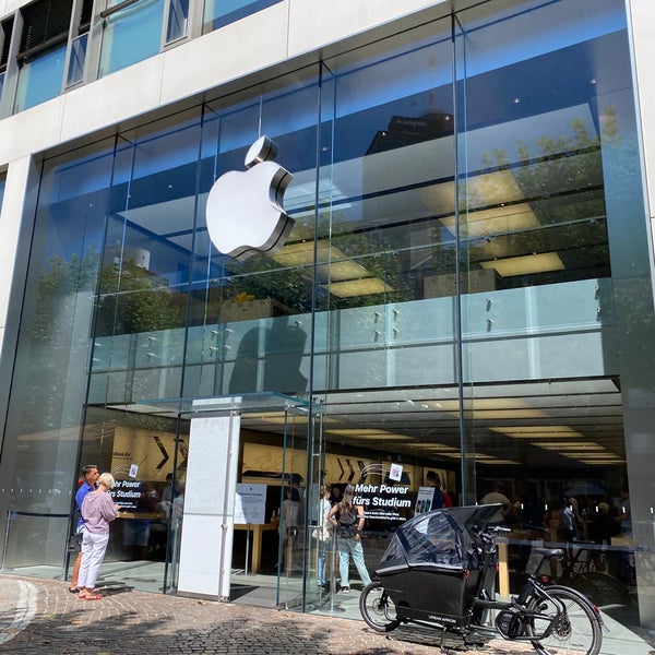 Photos at Apple Große Bockenheimer Straße - Electronics Store in Innenstadt