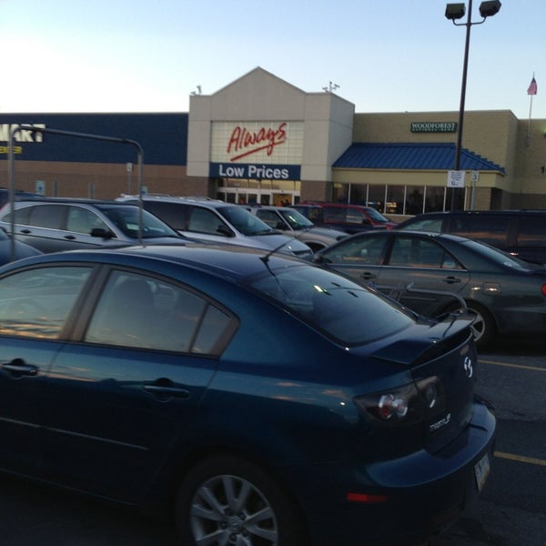 Walmart Supercenter - 12 tips from 1343 visitors