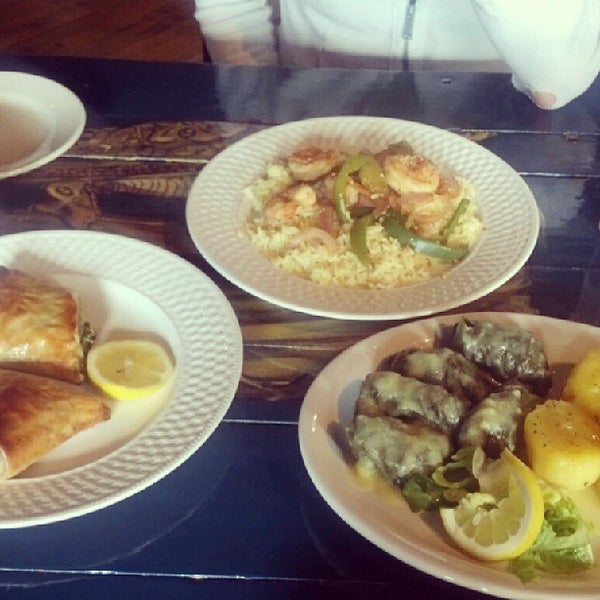 Theo's Metro - Greek Restaurant in Kingston