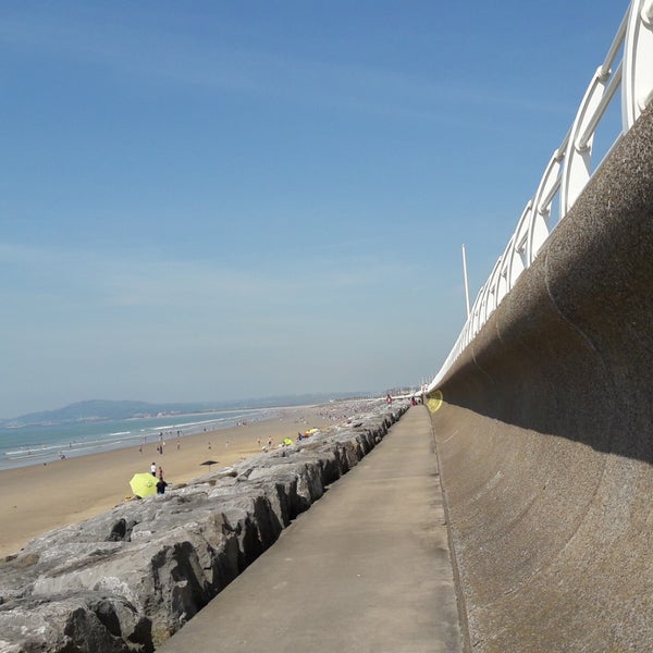 Aberavon Beach - Beach in Port Talbot