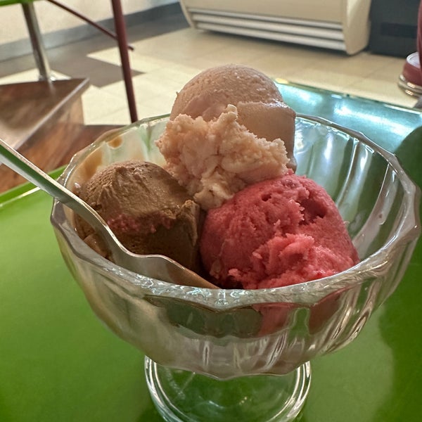 Poslastičarnica Višnja | Kod Rajka - Dessert Shop in Šabac