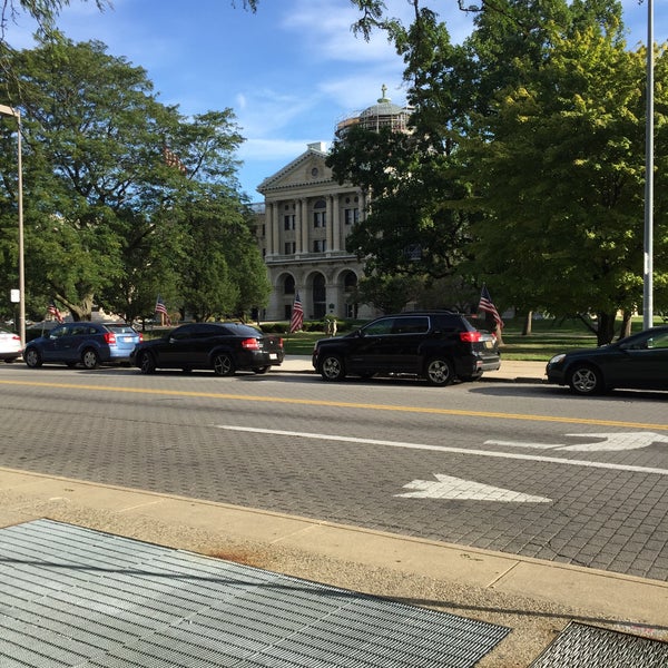 Lucas County Courthouse - Downtown Toledo - Toledo, OH