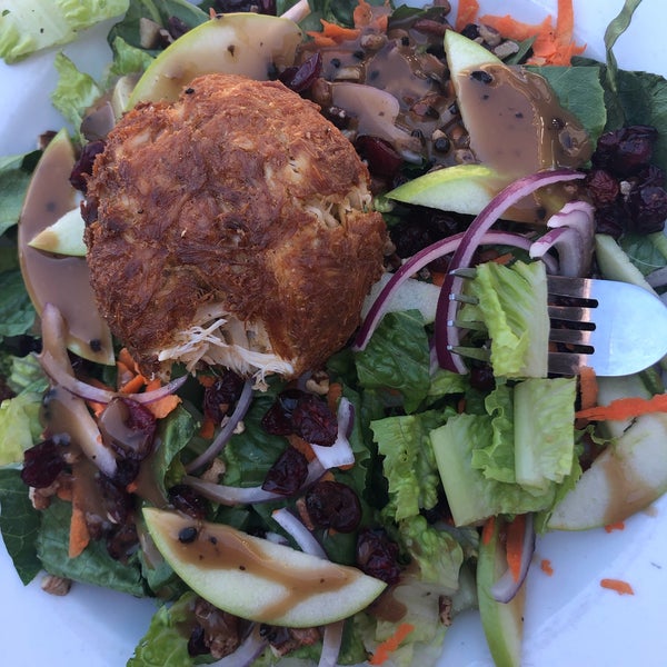 Mallards At The Wharf - Seafood Restaurant in Onancock