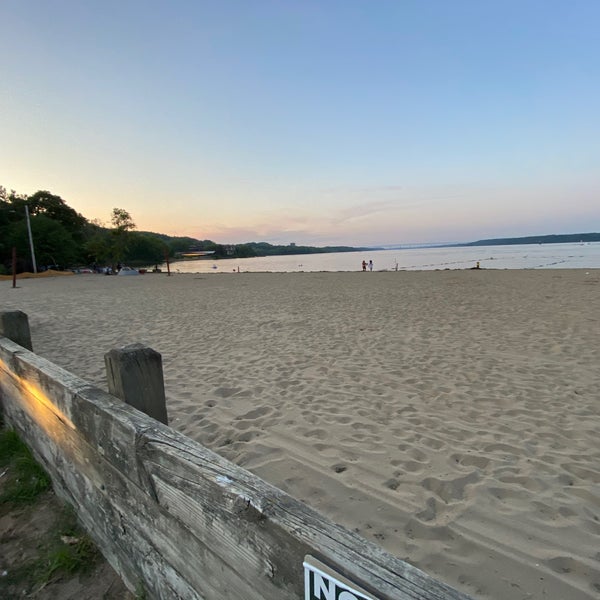 Are Dogs Allowed At Kingston Point Beach