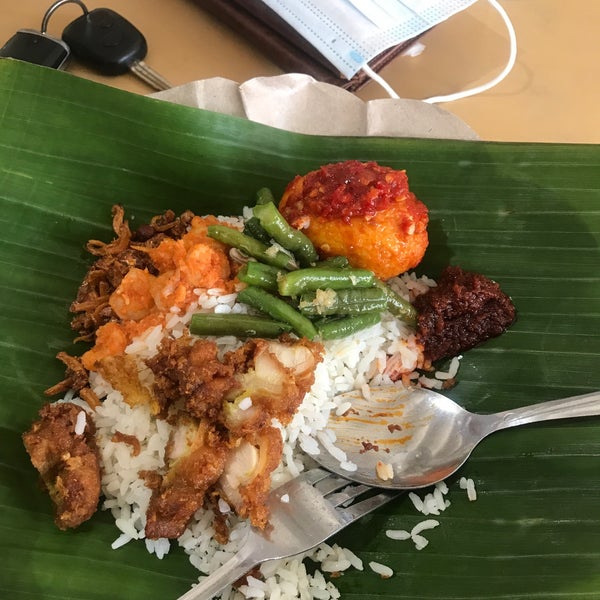 Pasar Penuin - 8 tips from 967 visitors