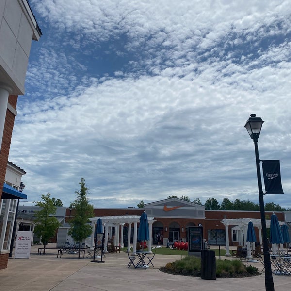 Photos at Leesburg Premium Outlets - Leesburg Corner - Leesburg, VA