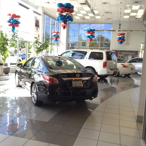 Nissan Of Valencia - 2 tips