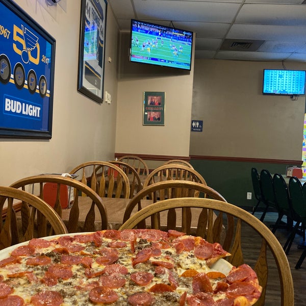 Fortel's Pizza Den - Pizzeria