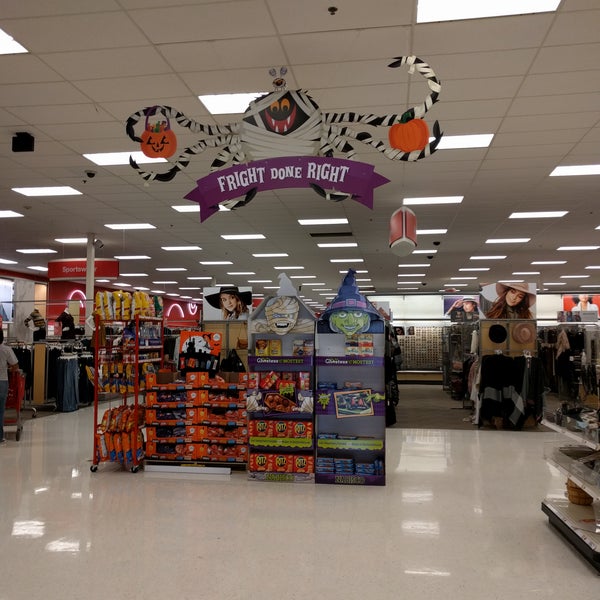 Target - Big Box Store in East Louisville