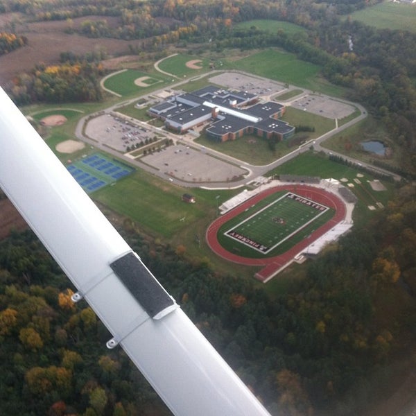 Pinckney High School Logo