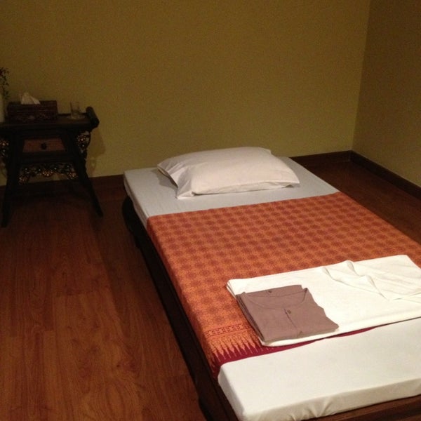 S spa by Somjai (เอส สปา) - บางกะปิ - 1 tip