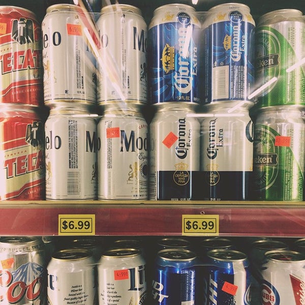 Moneil's Food & Liquor - Logan Square - 36 visitors