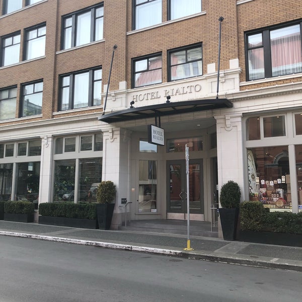 Hotel Rialto - Downtown Victoria - Victoria, BC