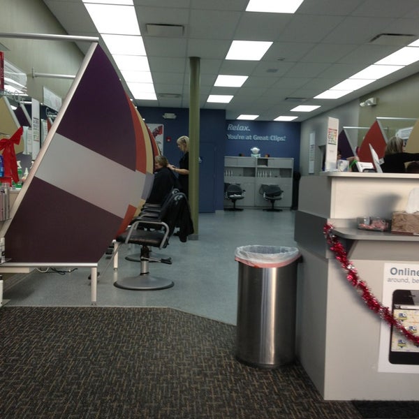 Great Clips - 6869 Pearl Rd, Ste G