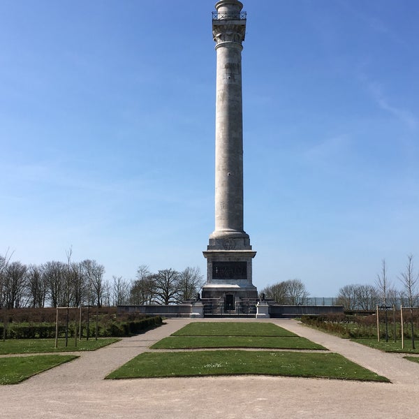Colonne de la Grande Armée - avenue de la colonne