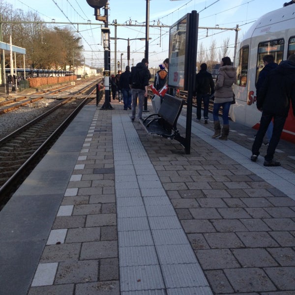 Station Zevenaar - 3 tips from 949 visitors