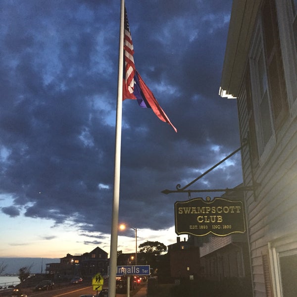 Swampscott Club - Bar in Swampscott